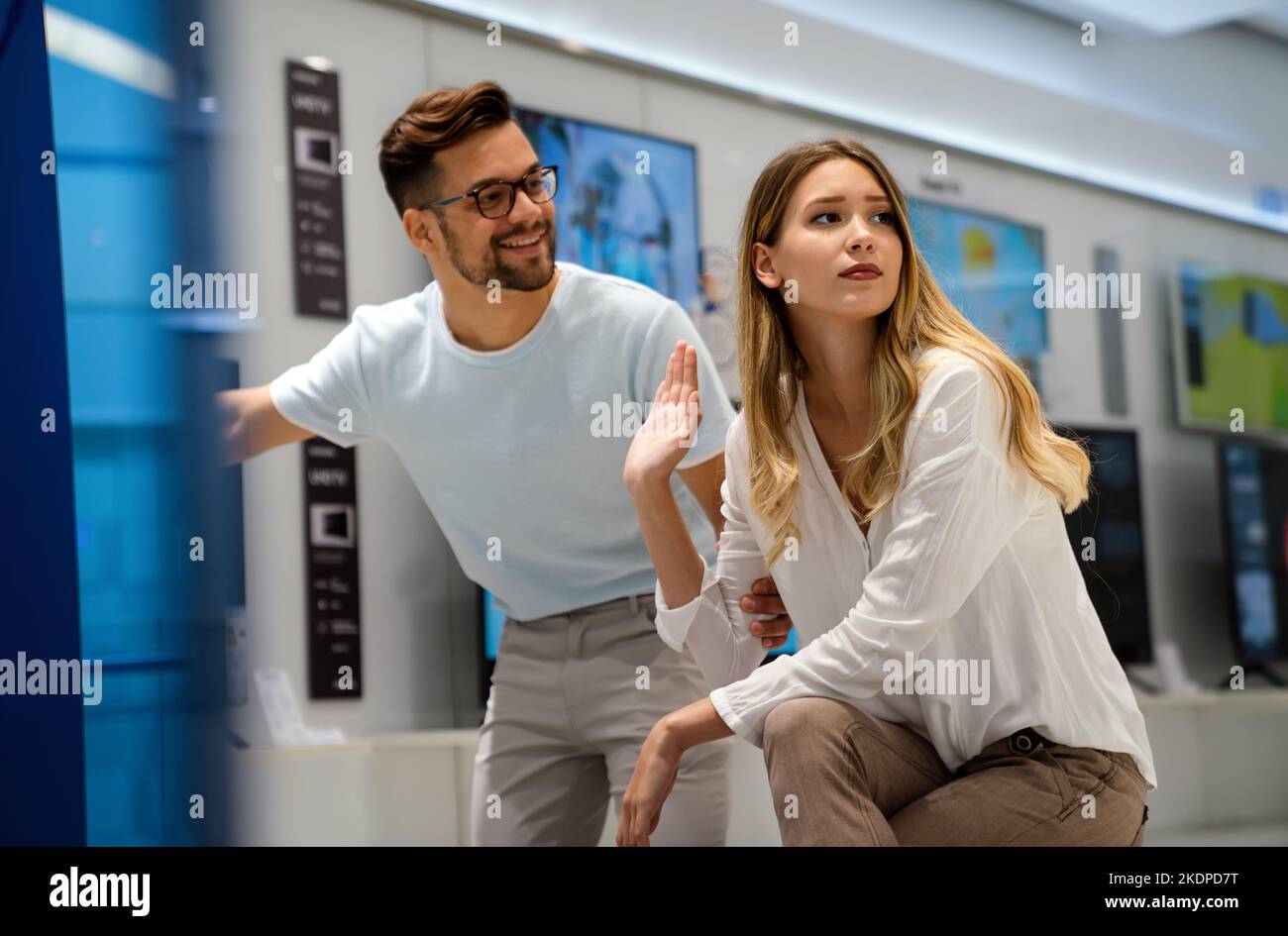 Angry wife does not allow her husband to buy a new television ...