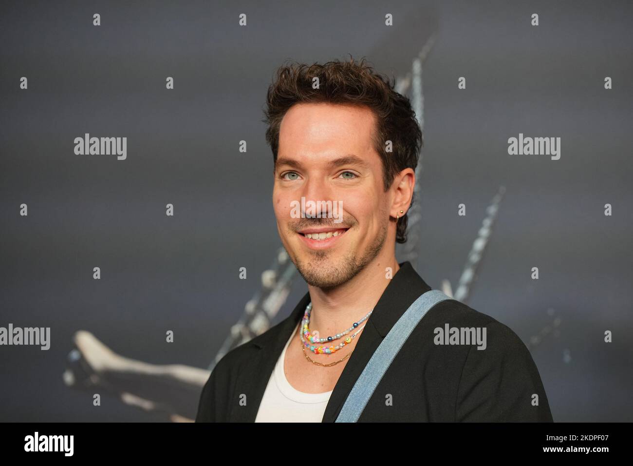 Berlin, Germany. 07th Nov, 2022. Actor Nico Stank comes to the event ...
