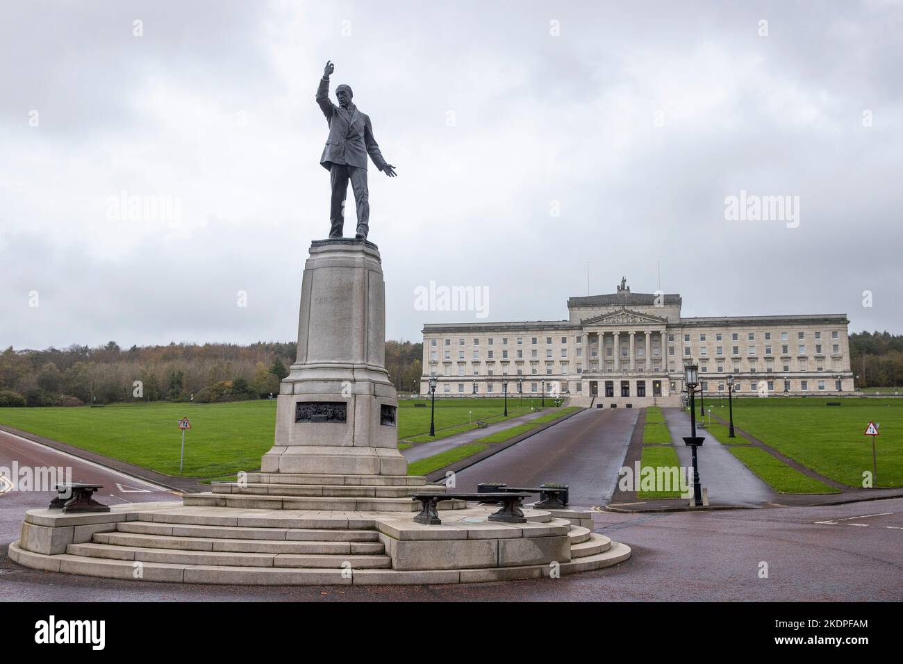Stock image showing Carson Statue and Parliament Buildings at Stormont ...