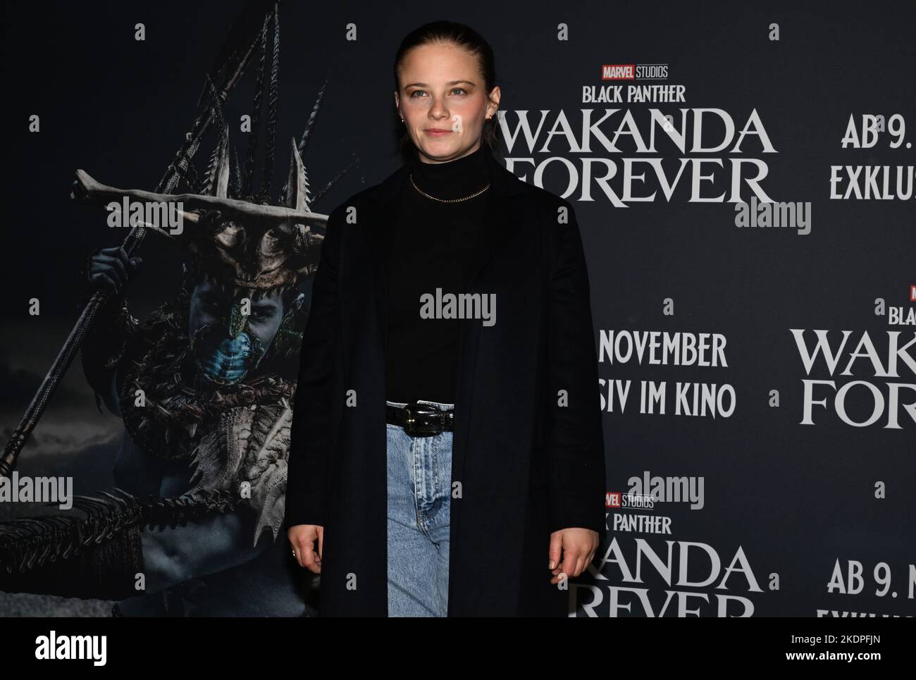 Berlin, Germany. 07th Nov, 2022. Actress Jasna Fritzi Bauer comes to ...