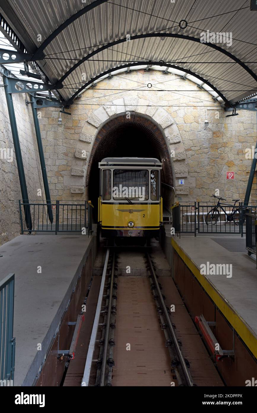 The train in the lower station of the Dresden Funicular Railway, a ...