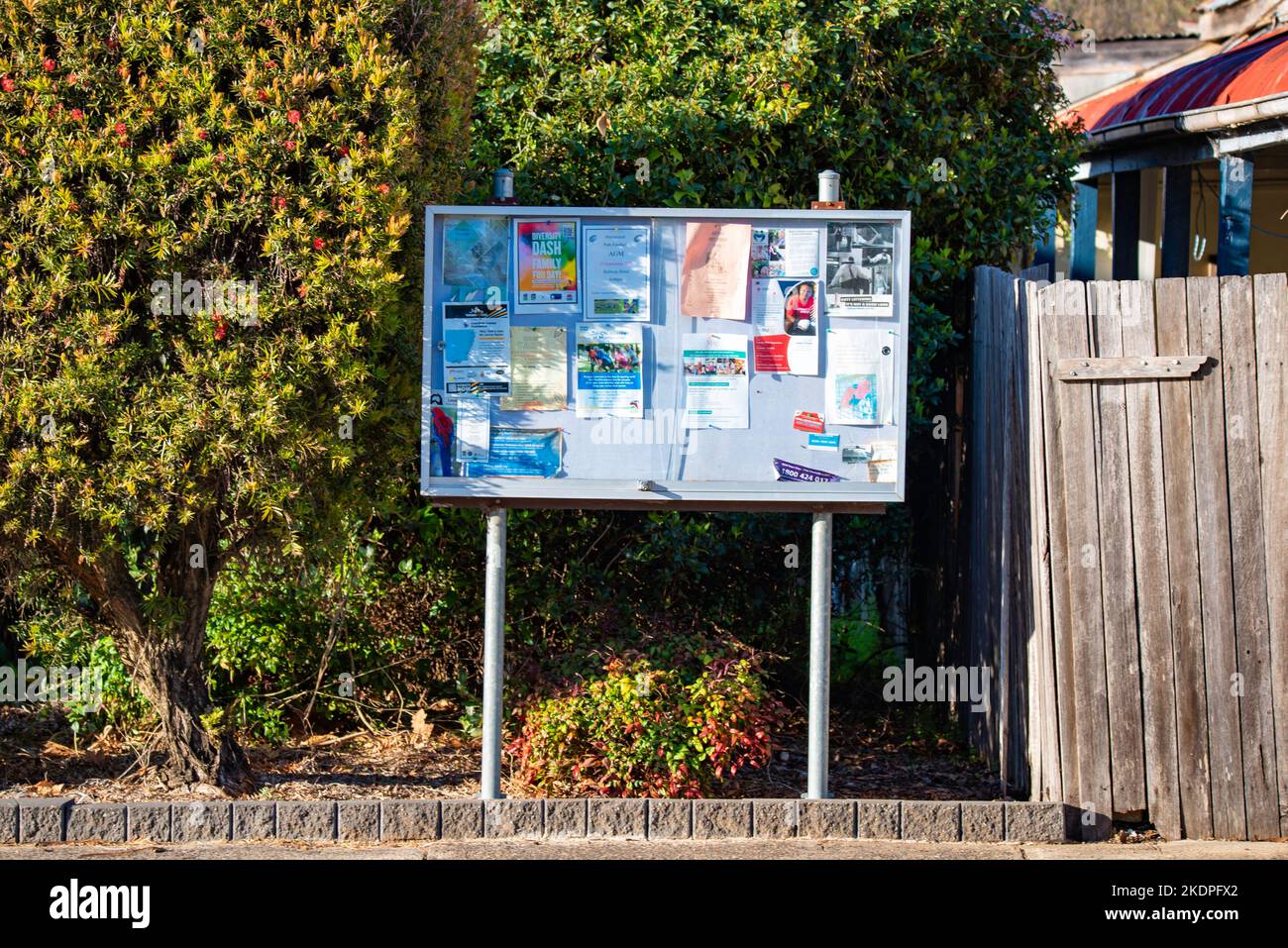 Shared notice board hi-res stock photography and images - Alamy