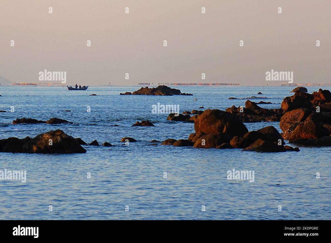 Gorgeous seaside views on the "Winter Begins" day of the 24 Solar Terms ...