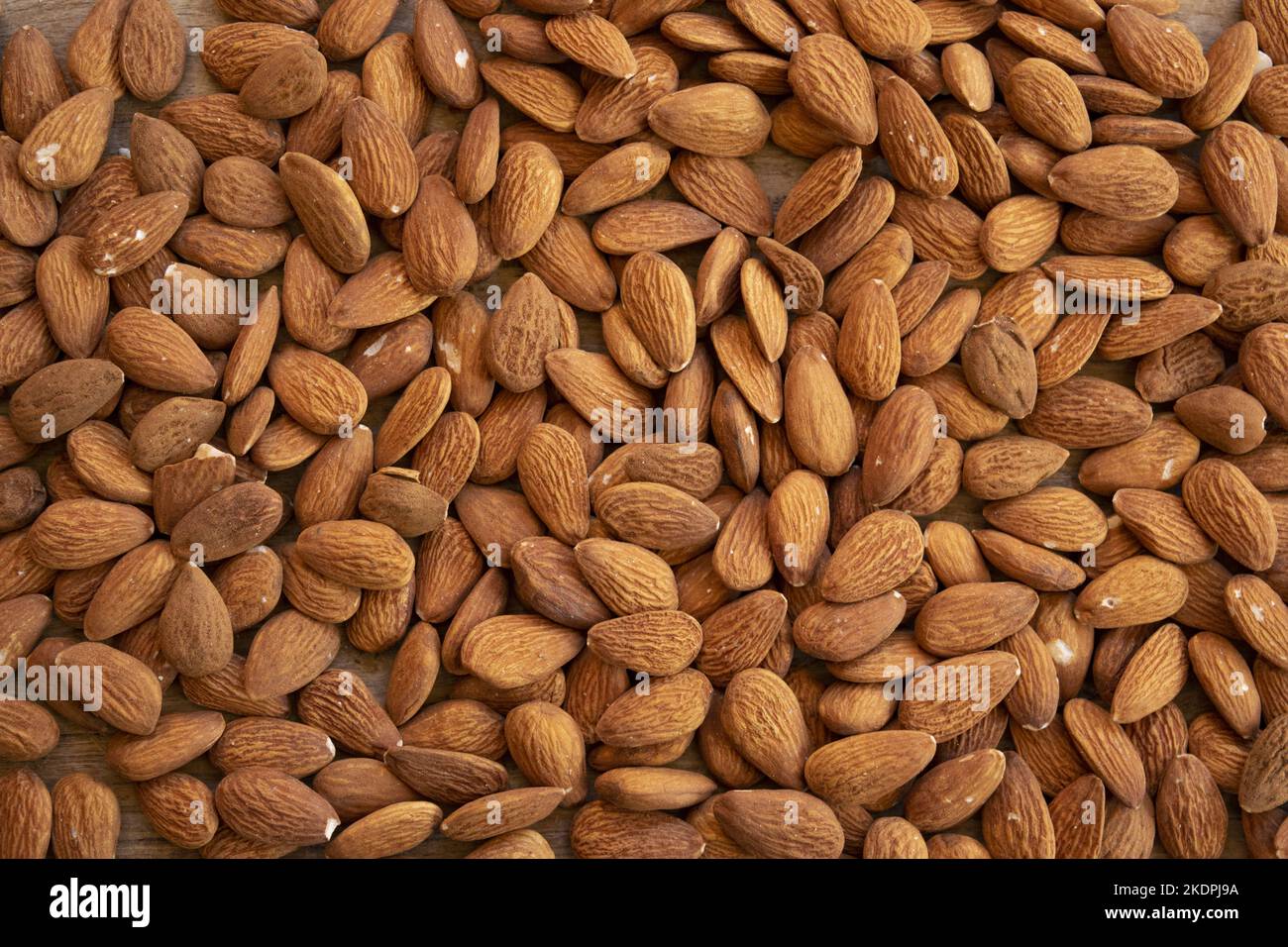 raw almonds photographed from above Stock Photo - Alamy