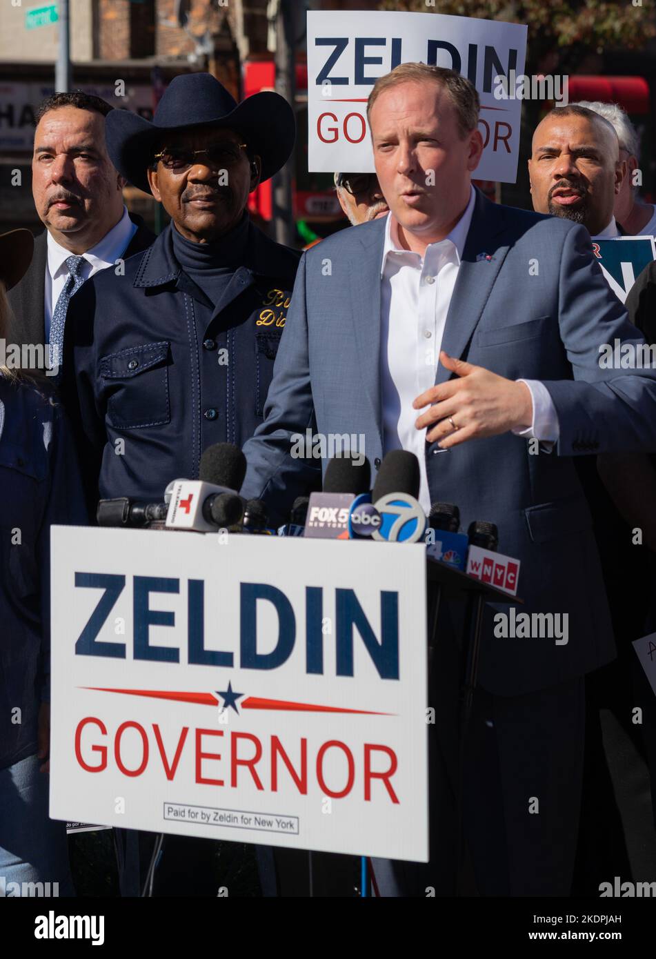 Bronx, United States. 07th Nov, 2022. Republican gubernatorial ...
