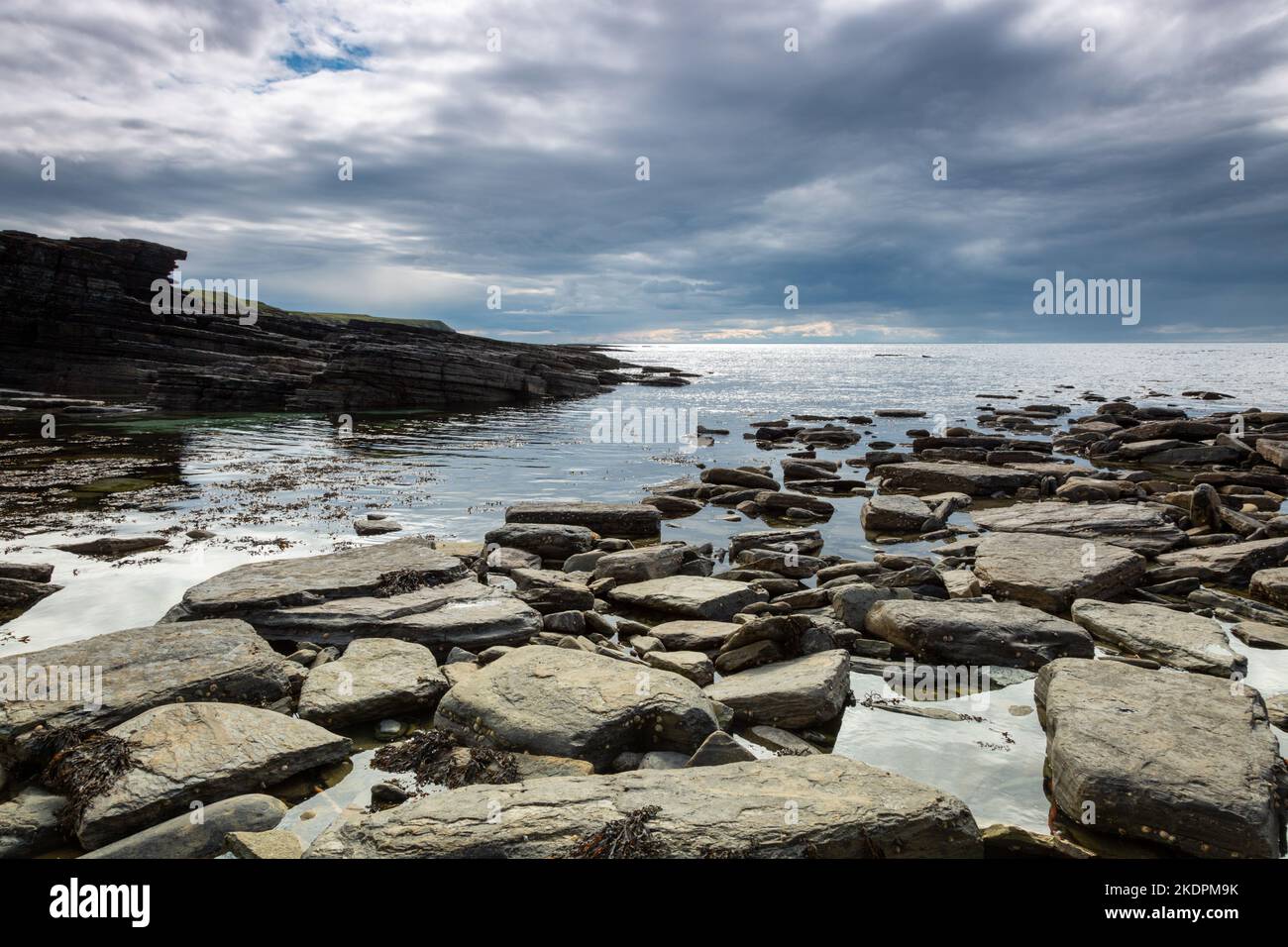 Rocky bay hi-res stock photography and images - Alamy