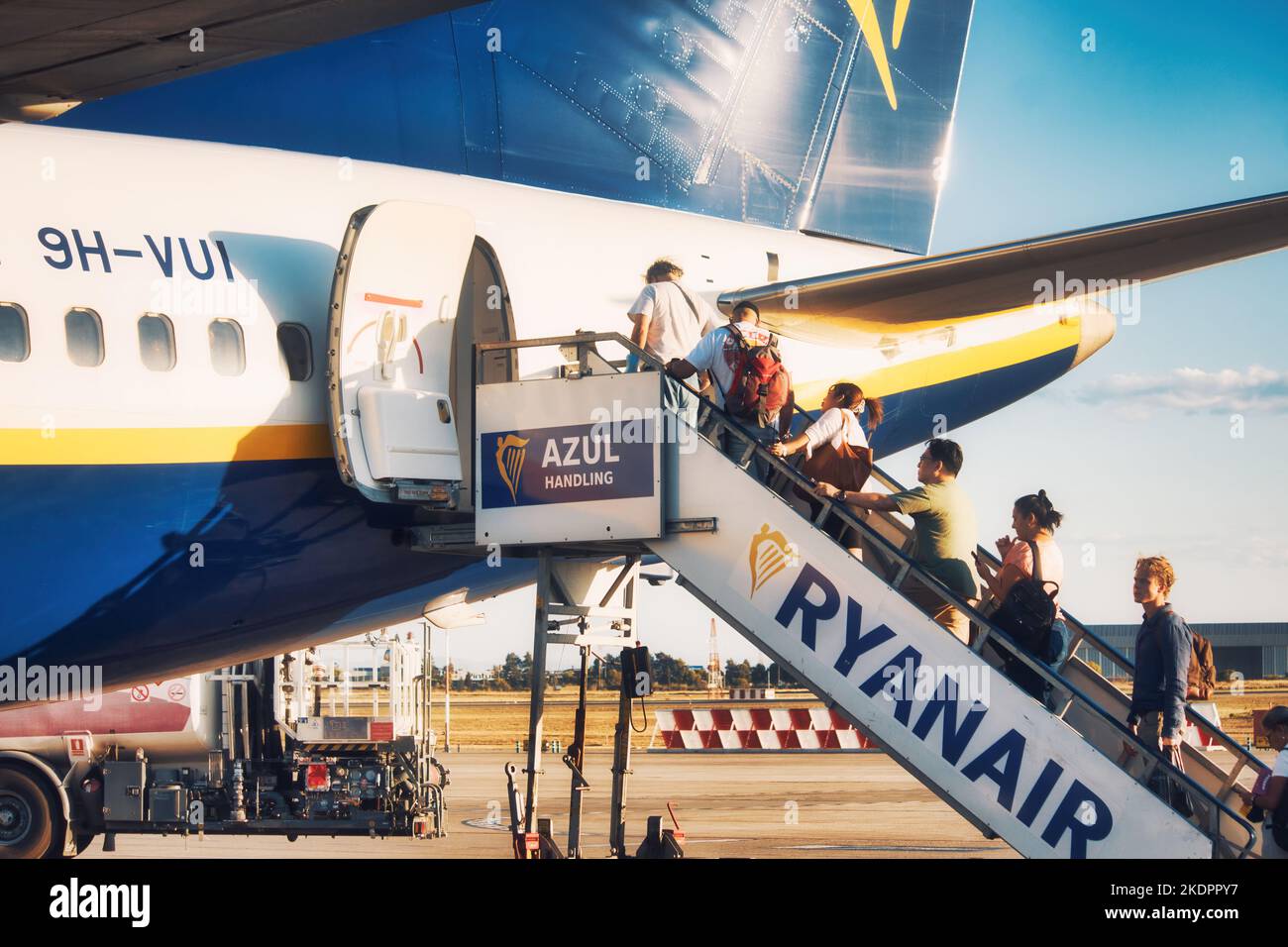 Plane stairs tail hi-res stock photography and images - Alamy