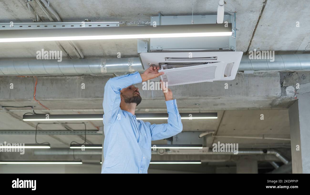 Temperature measurement ventilation hi-res stock photography and images ...