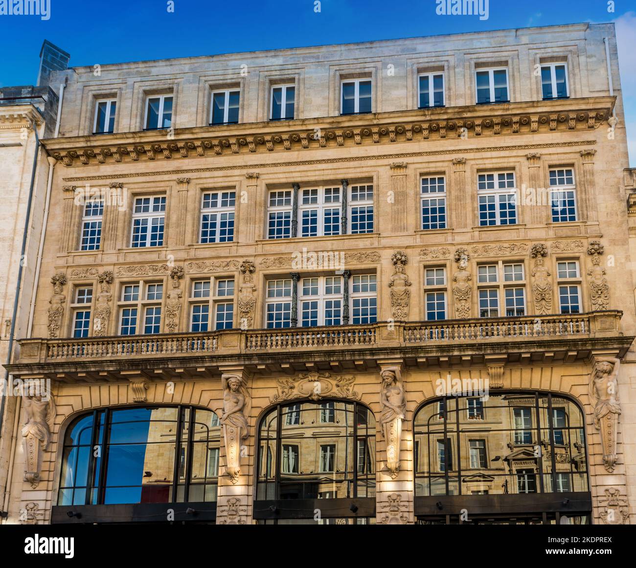 New apartment building france hi-res stock photography and images - Alamy