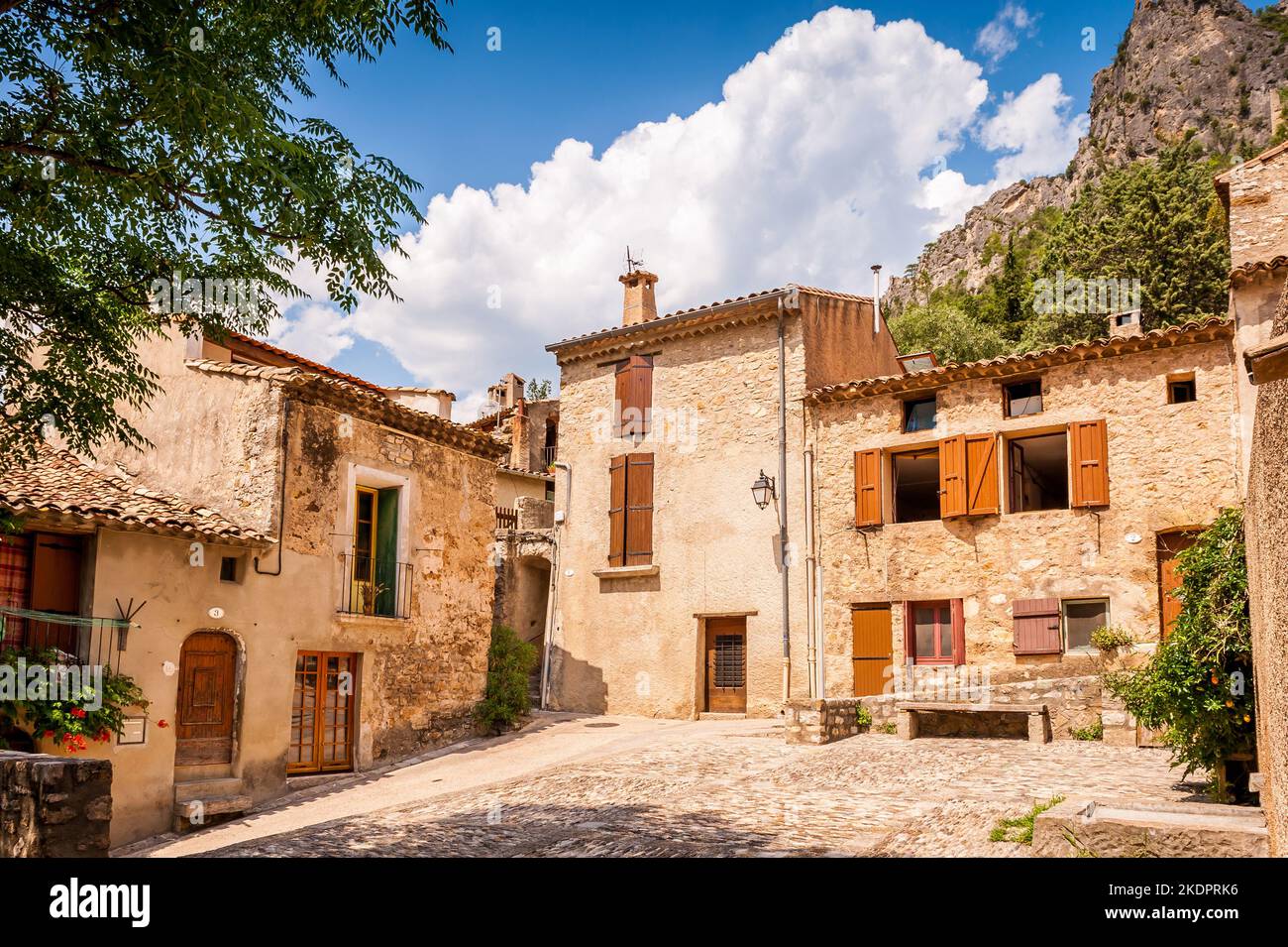 Saint-Guilhem-le-desert, medieval village of Hérault in Occitanie ...