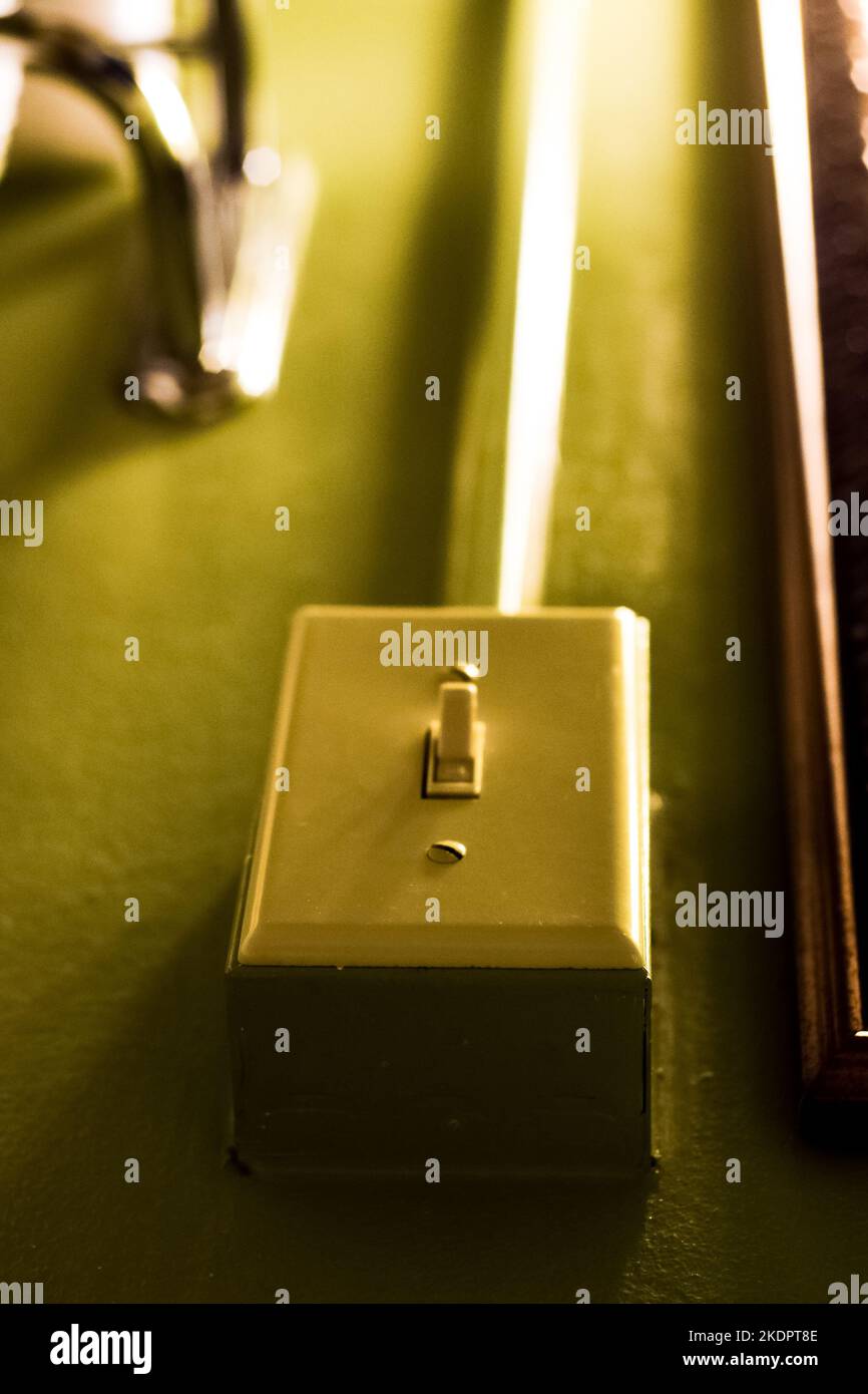 Old light switch hi-res stock photography and images - Alamy