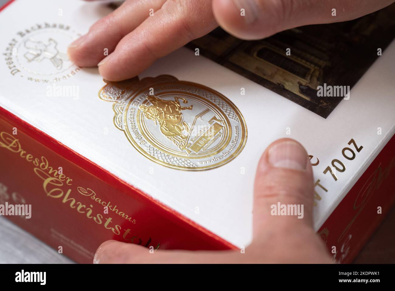 Stollen box hi-res stock photography and images - Alamy