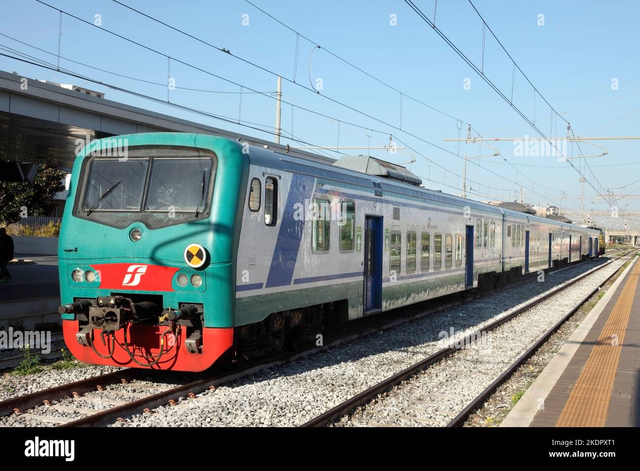 Piano ribassato hi-res stock photography and images - Alamy