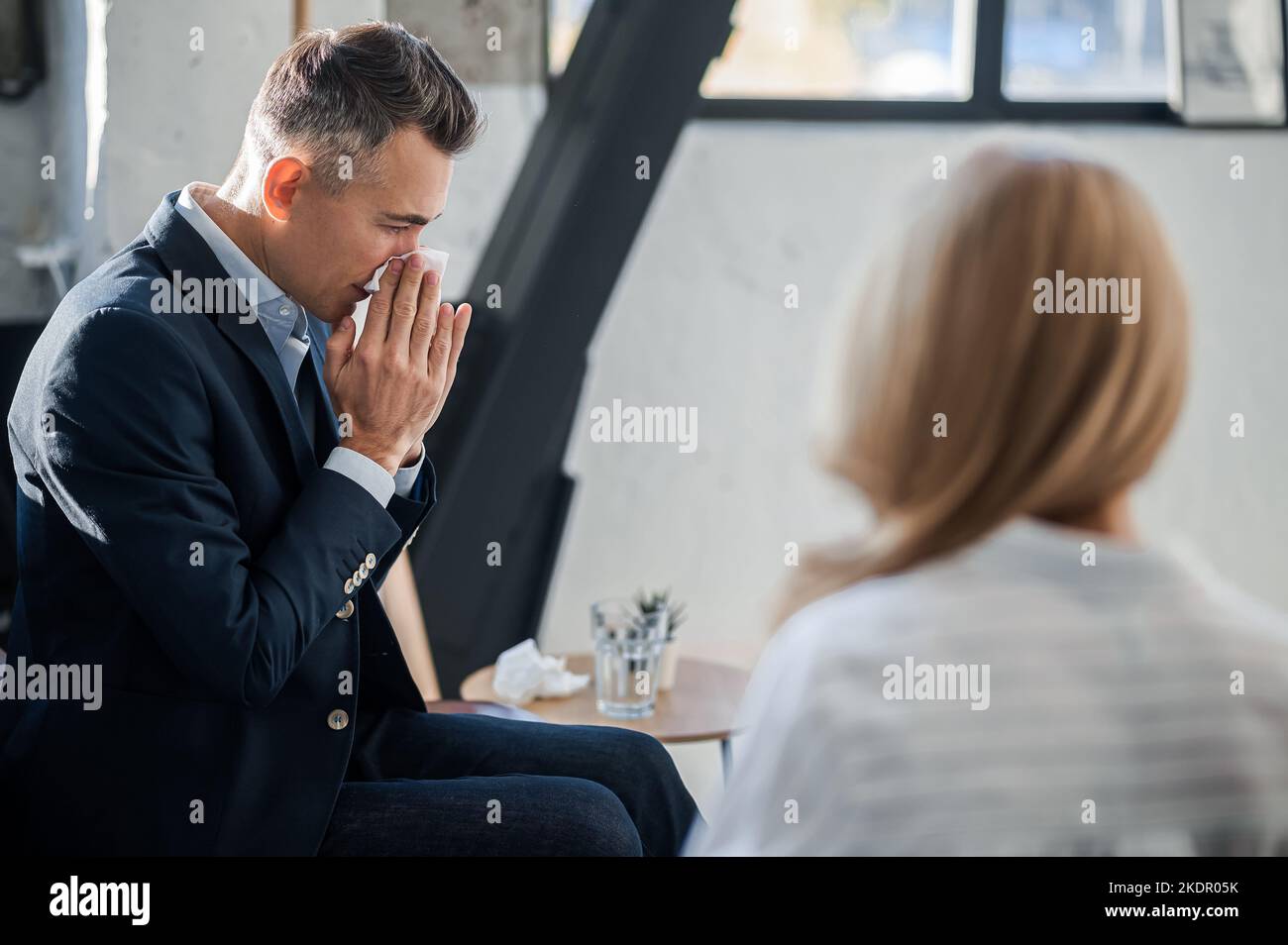 Upset client hi-res stock photography and images - Alamy