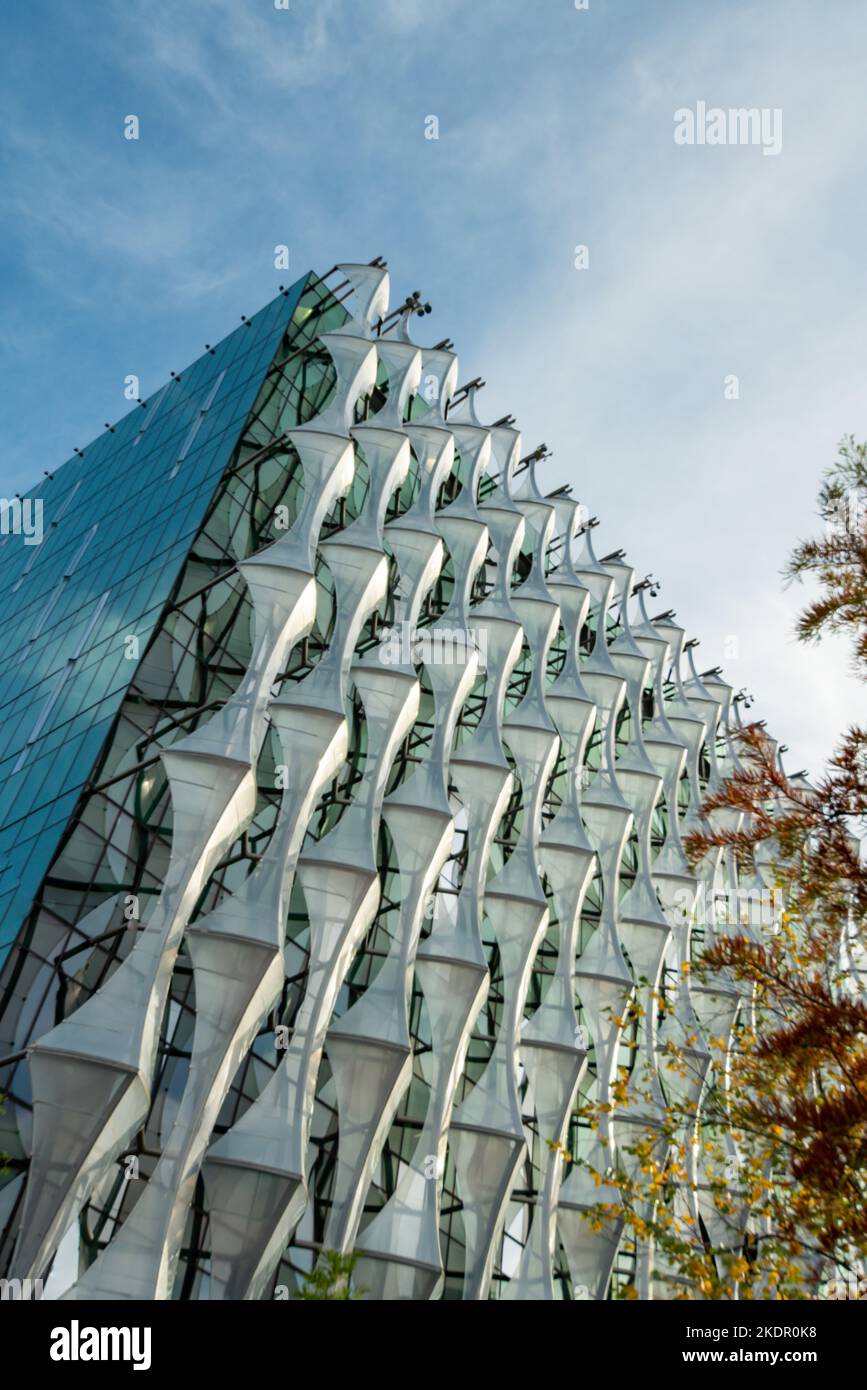 The Embassy of the United States of America in London is the diplomatic ...