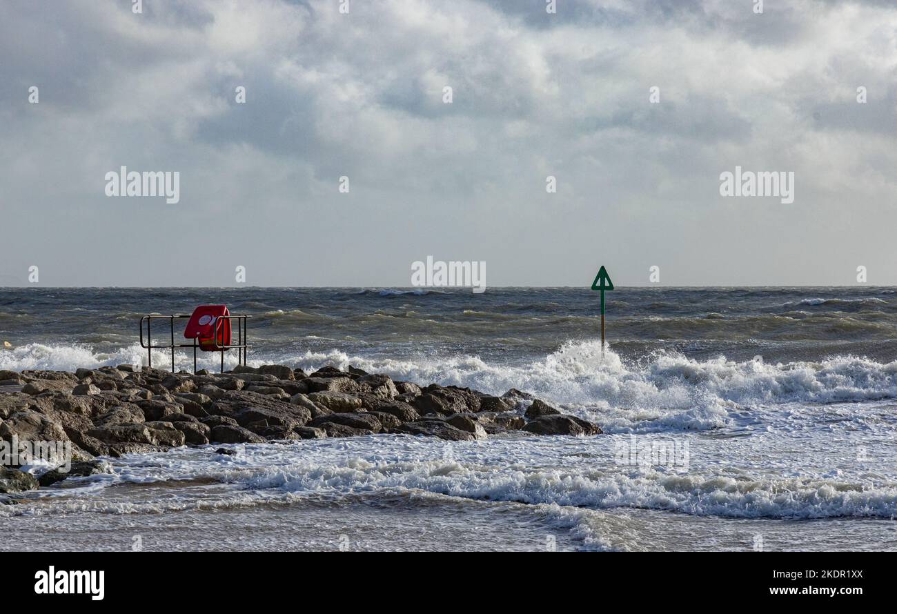 High Winds, Rough Seas 8th November 2022 Stock Photo - Alamy