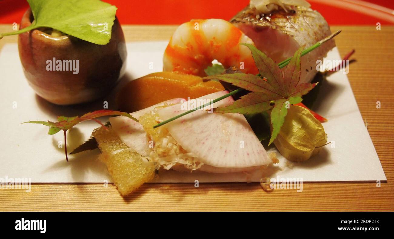 Kyoto traditional food (和食) Washoku Stock Photo - Alamy