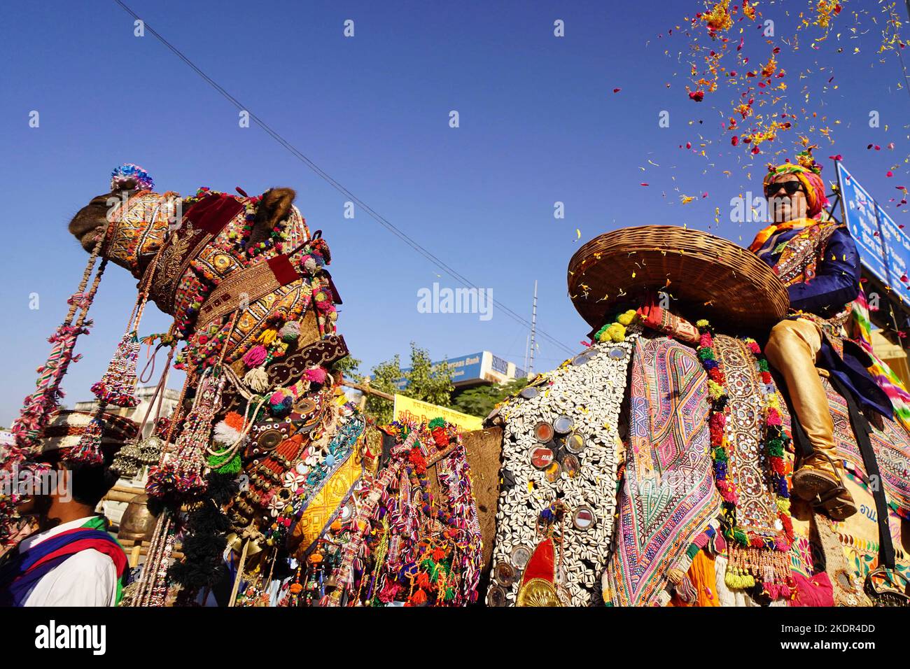 Matka phod hi-res stock photography and images - Alamy