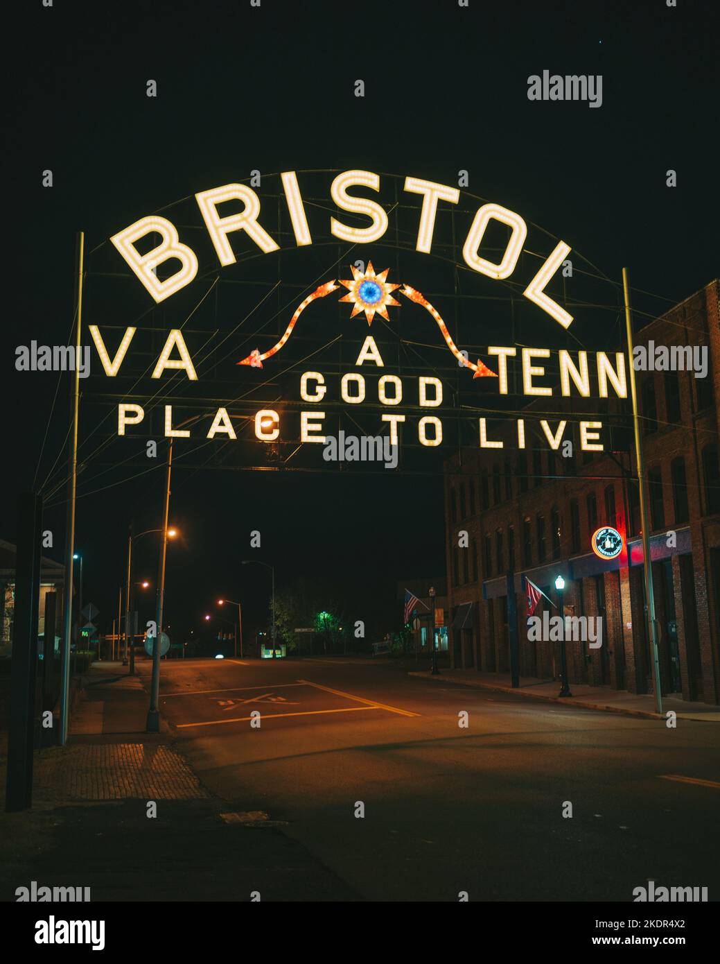 Bristol virginia tennessee slogan sign hi-res stock photography and ...
