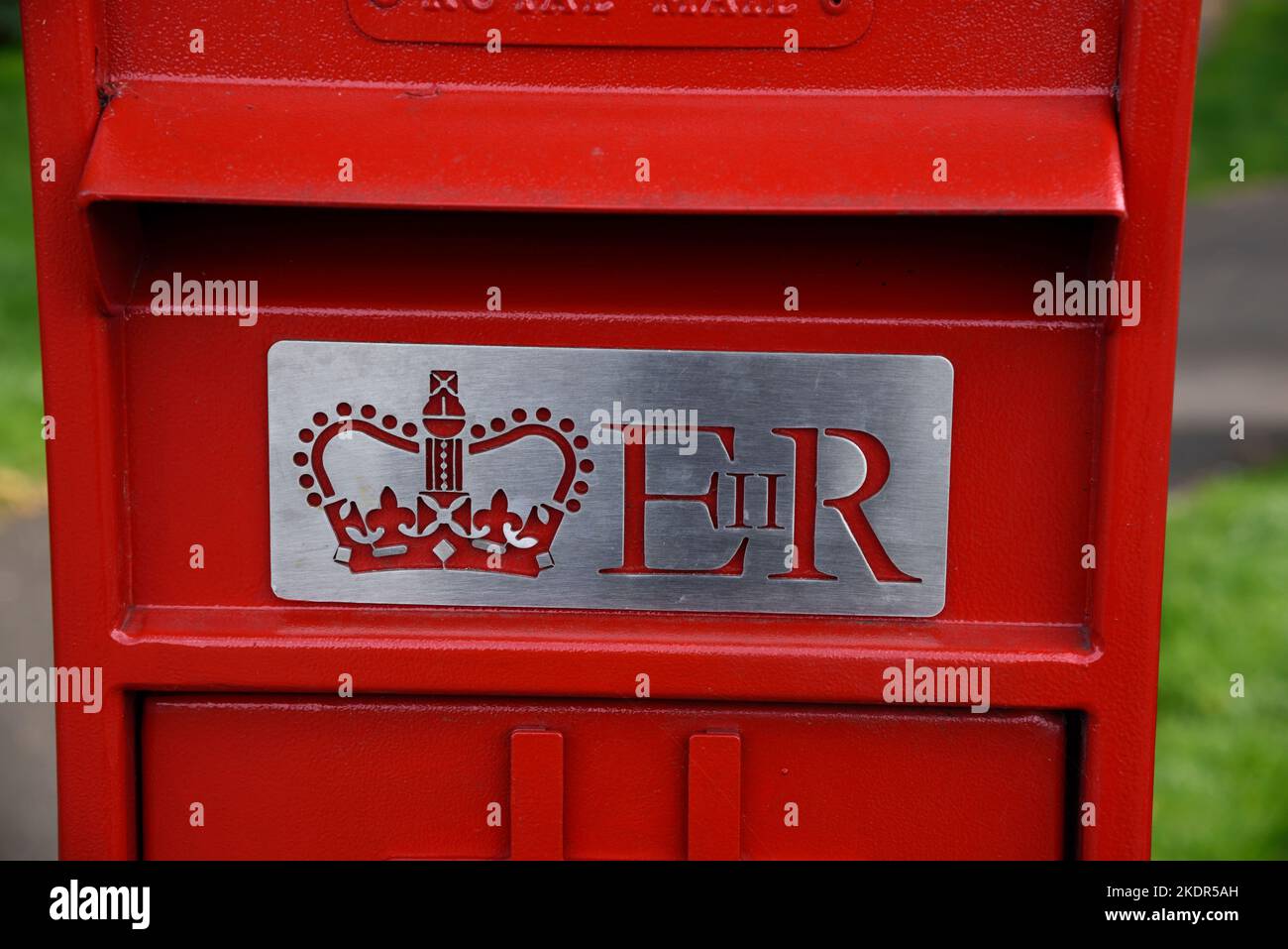 Eiir royal cypher hi-res stock photography and images - Alamy