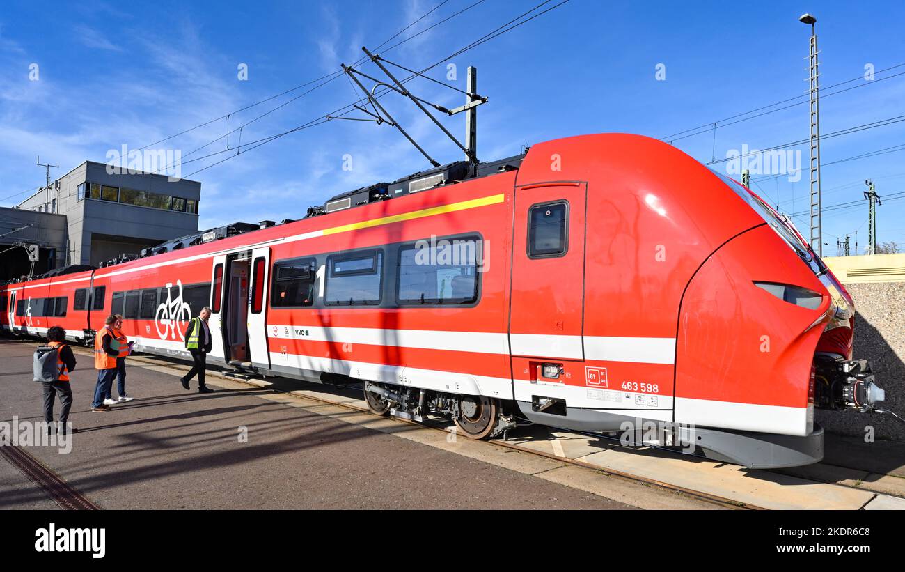 Cottbus, Germany. 08th Nov, 2022. A new Deutsche Bahn Mireo electric ...