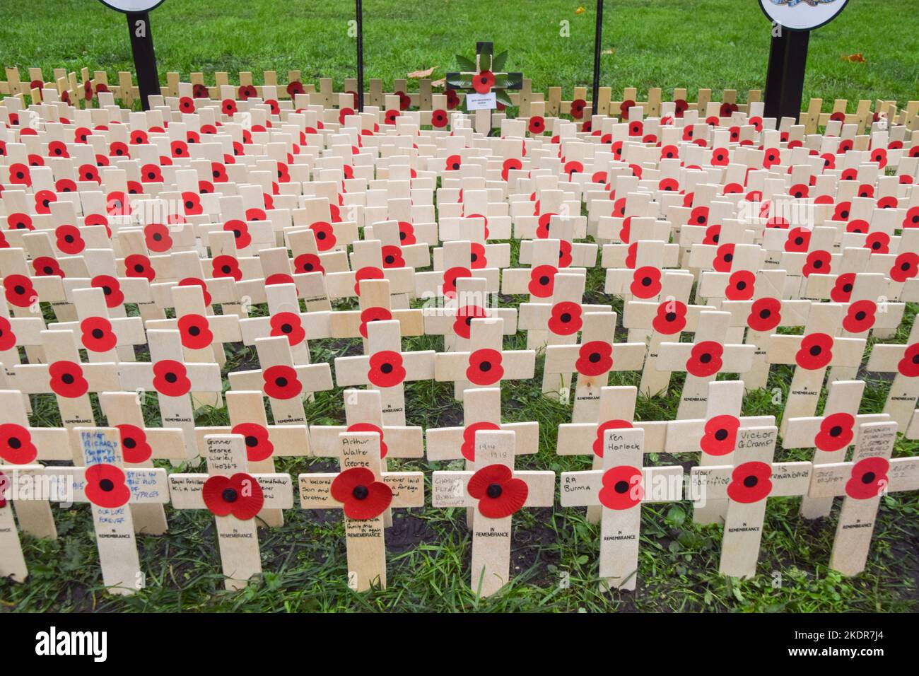 London, UK. 8th November 2022. Volunteers have begun planting crosses ...