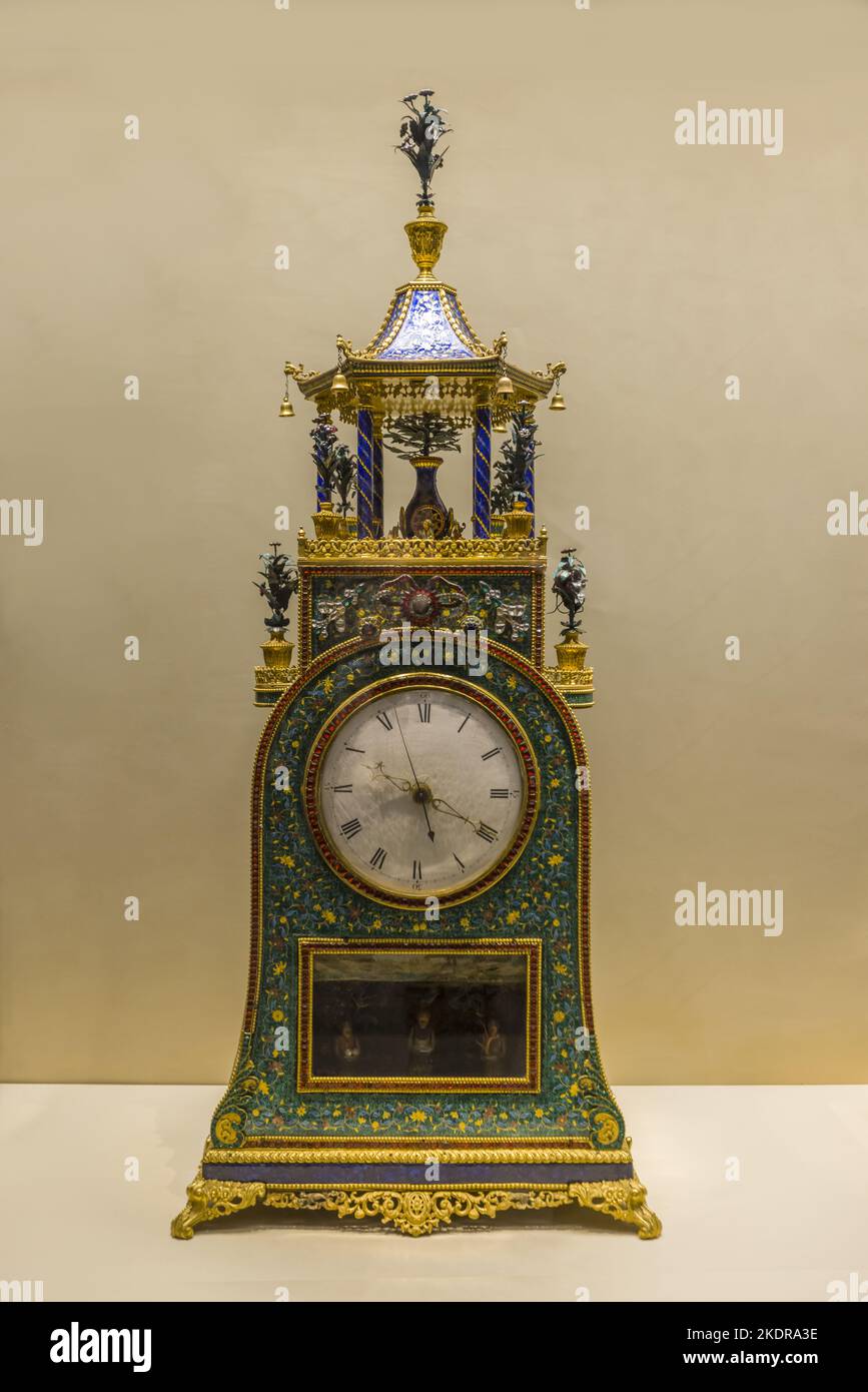 Gold inlay table hi-res stock photography and images - Alamy