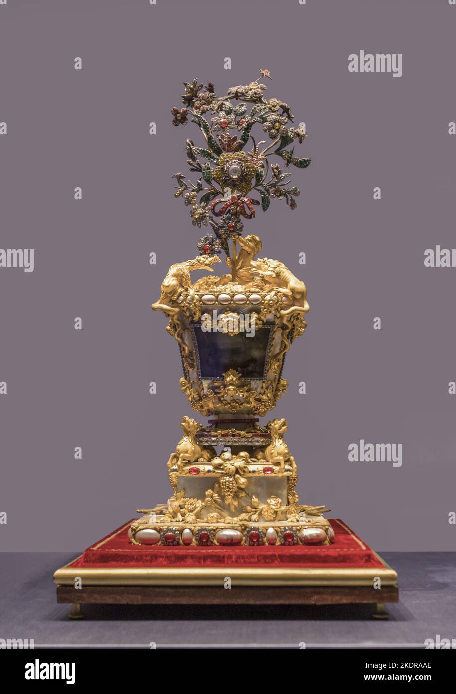 The Palace Museum in the 18th century British gold-plated copper ...