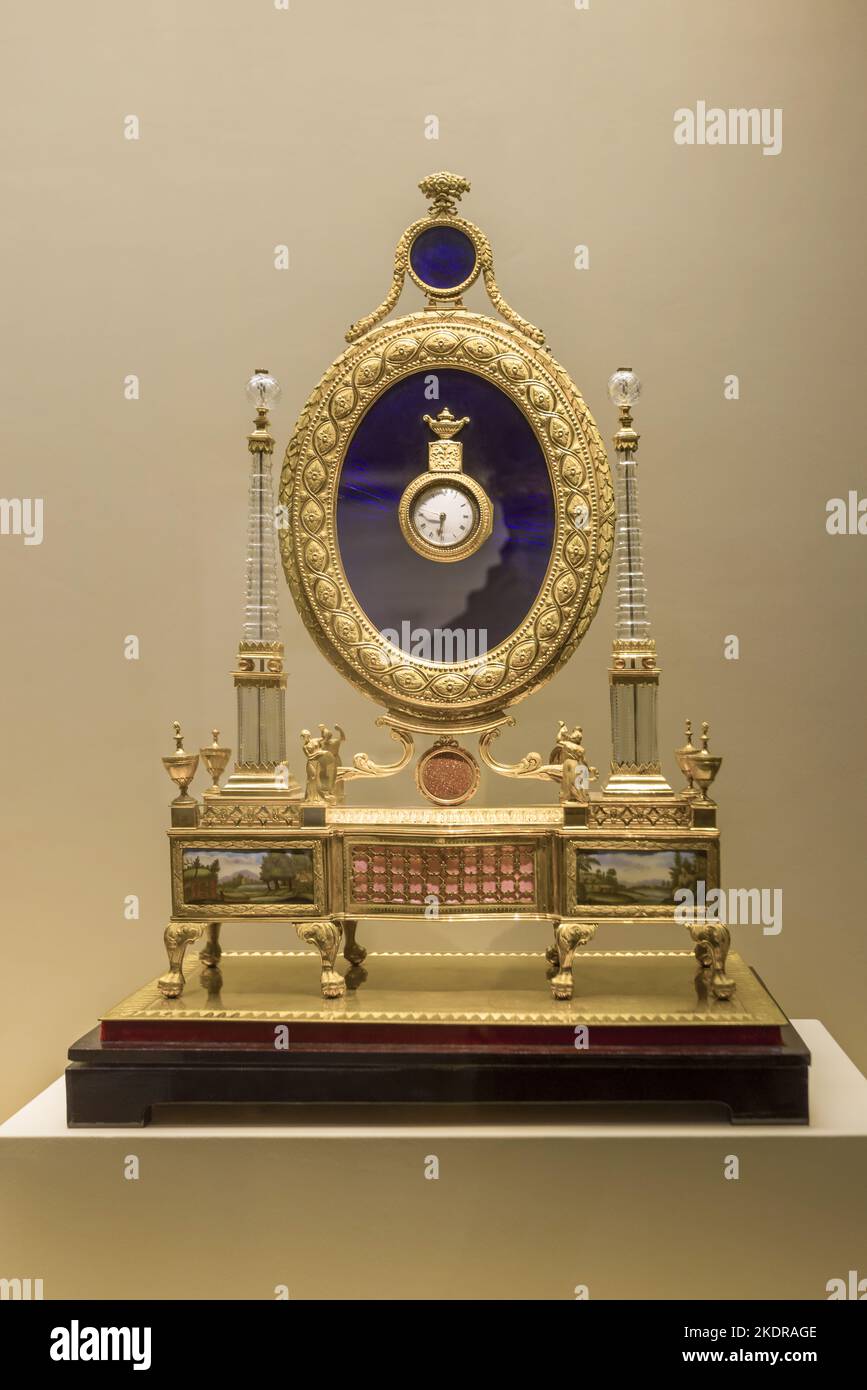 3 f0a0412 - X - the Palace Museum in the 18th century British gold ...