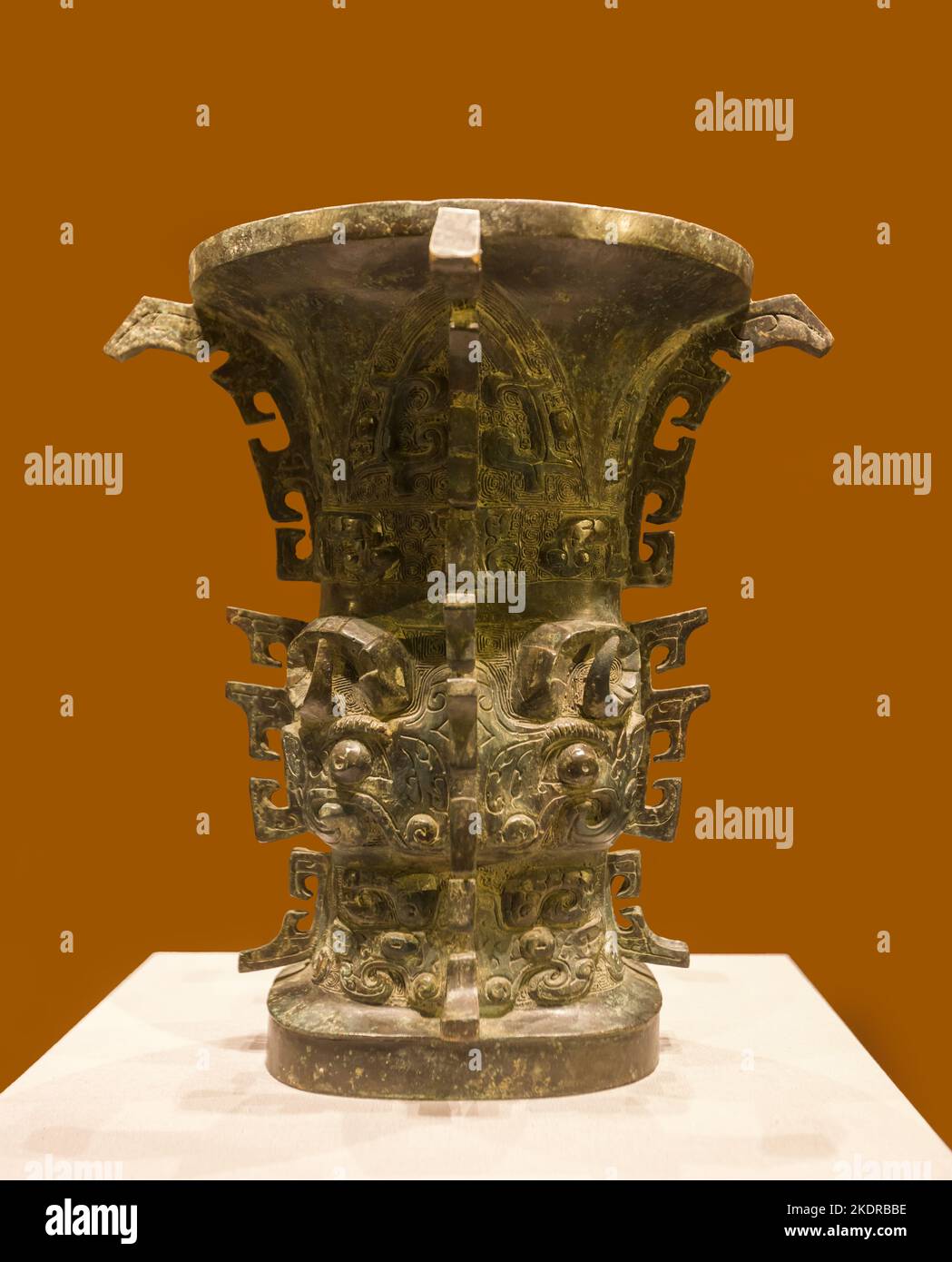 Western zhou dynasty He Zun baoji bronze museum hide Stock Photo - Alamy