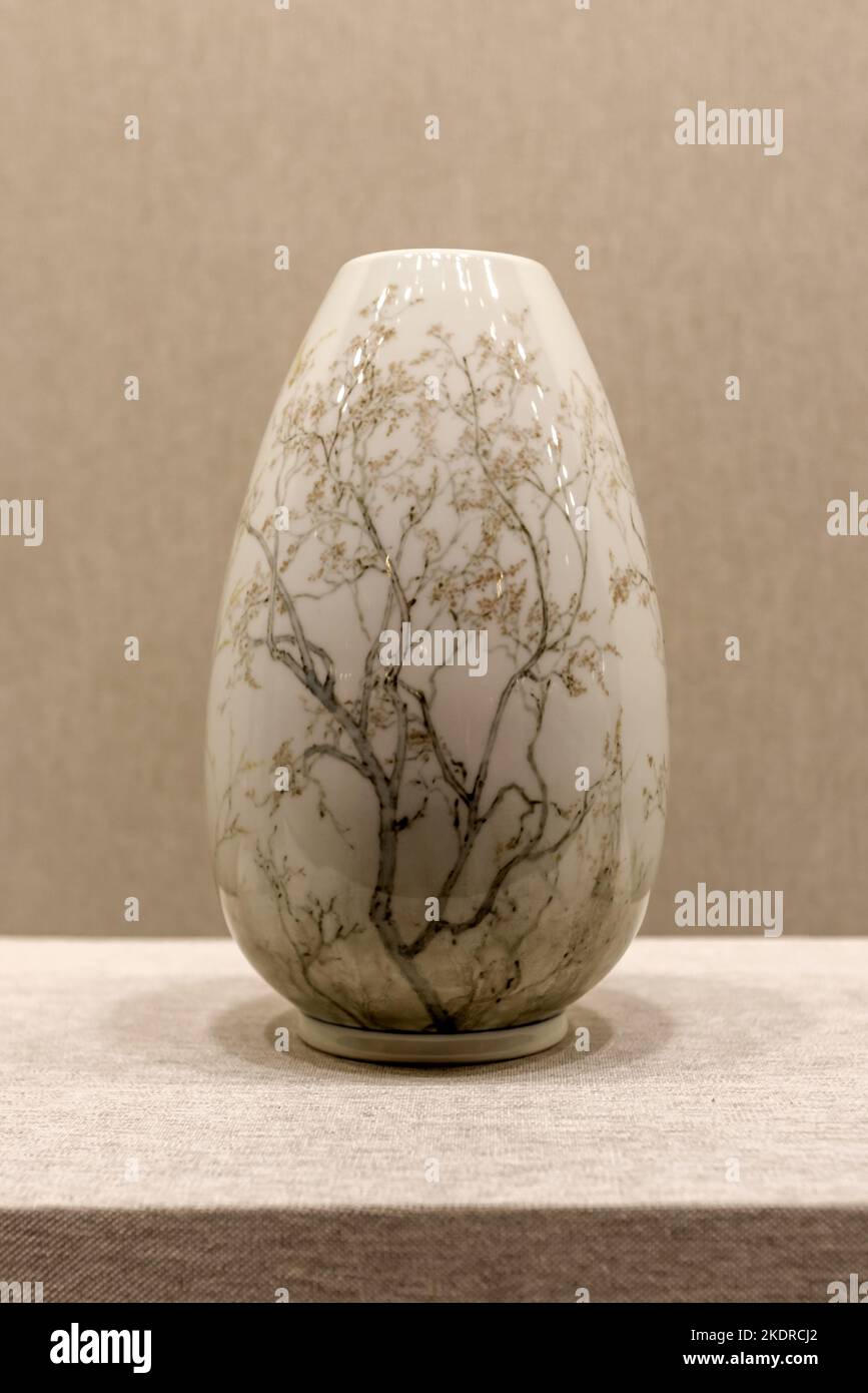 Chinese craft art gallery - ceramic - under the glaze color - winter ...