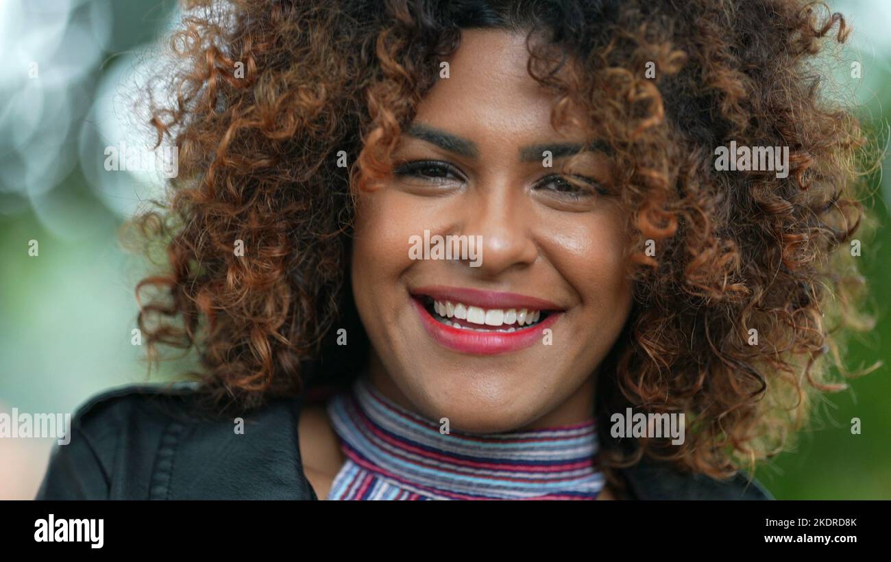 Brazilian woman portrait face close-up smiling Stock Photo - Alamy
