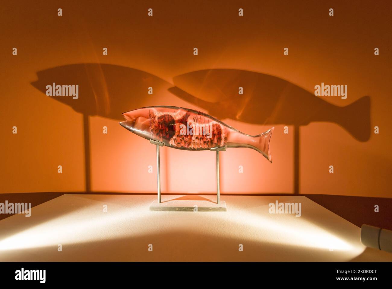 Modern chinese art glass hi-res stock photography and images - Alamy