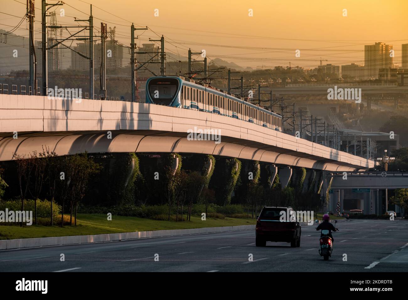 Chongqing metro to jump the pier line rail transit Stock Photo - Alamy