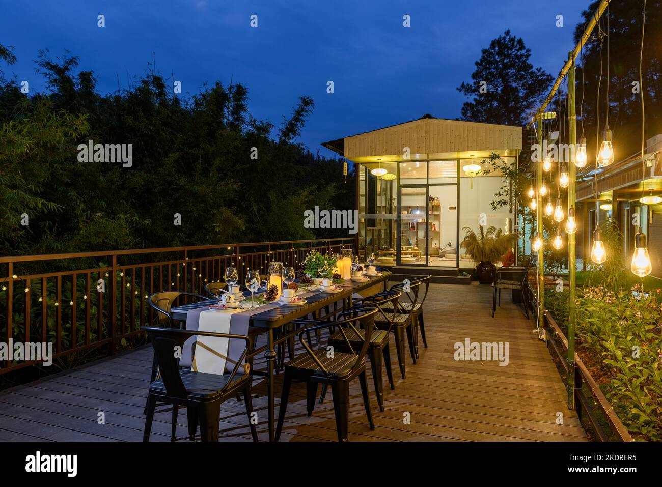 At home at night Stock Photo - Alamy