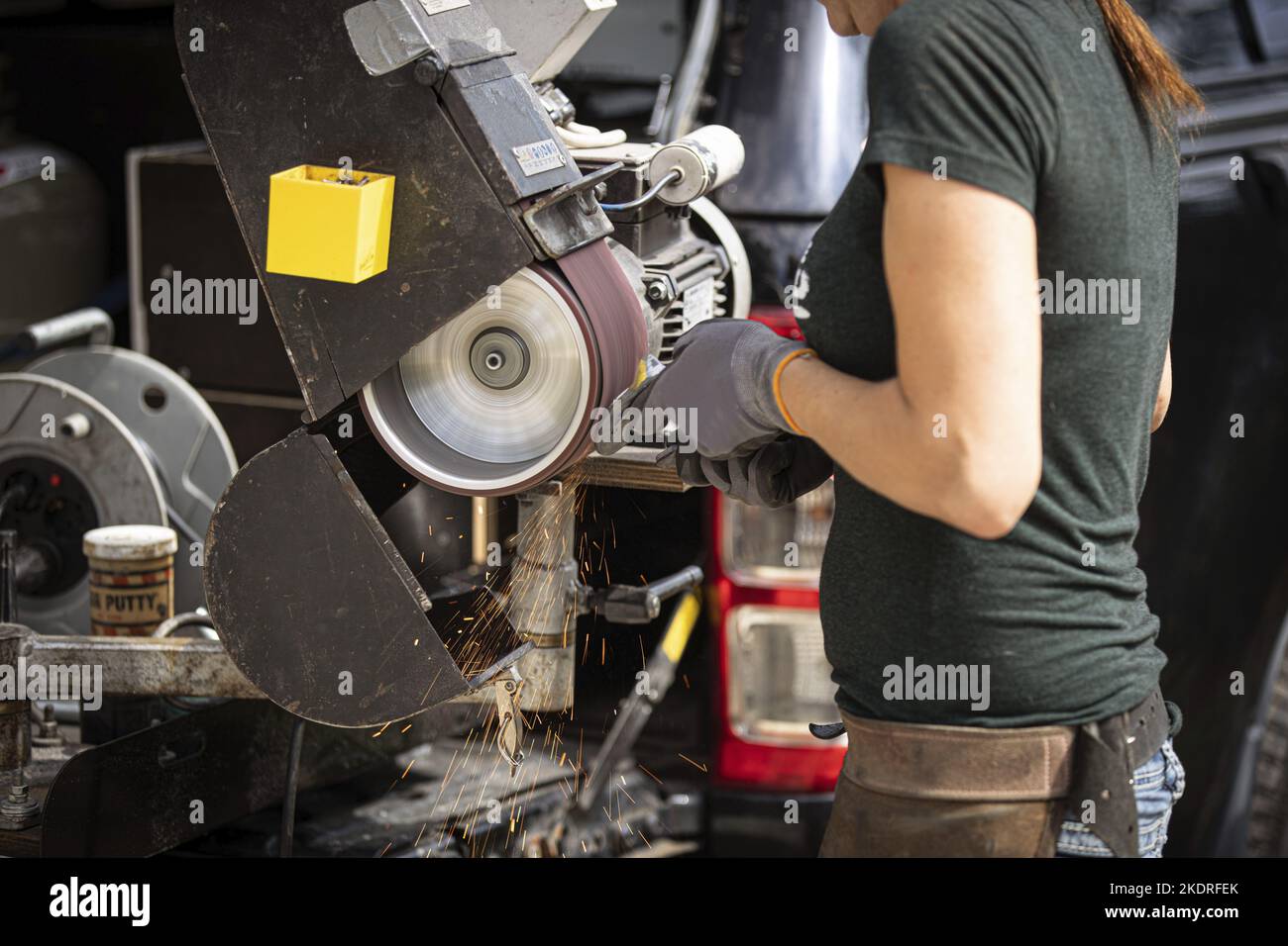 Blacksmith horse woman hi-res stock photography and images - Alamy