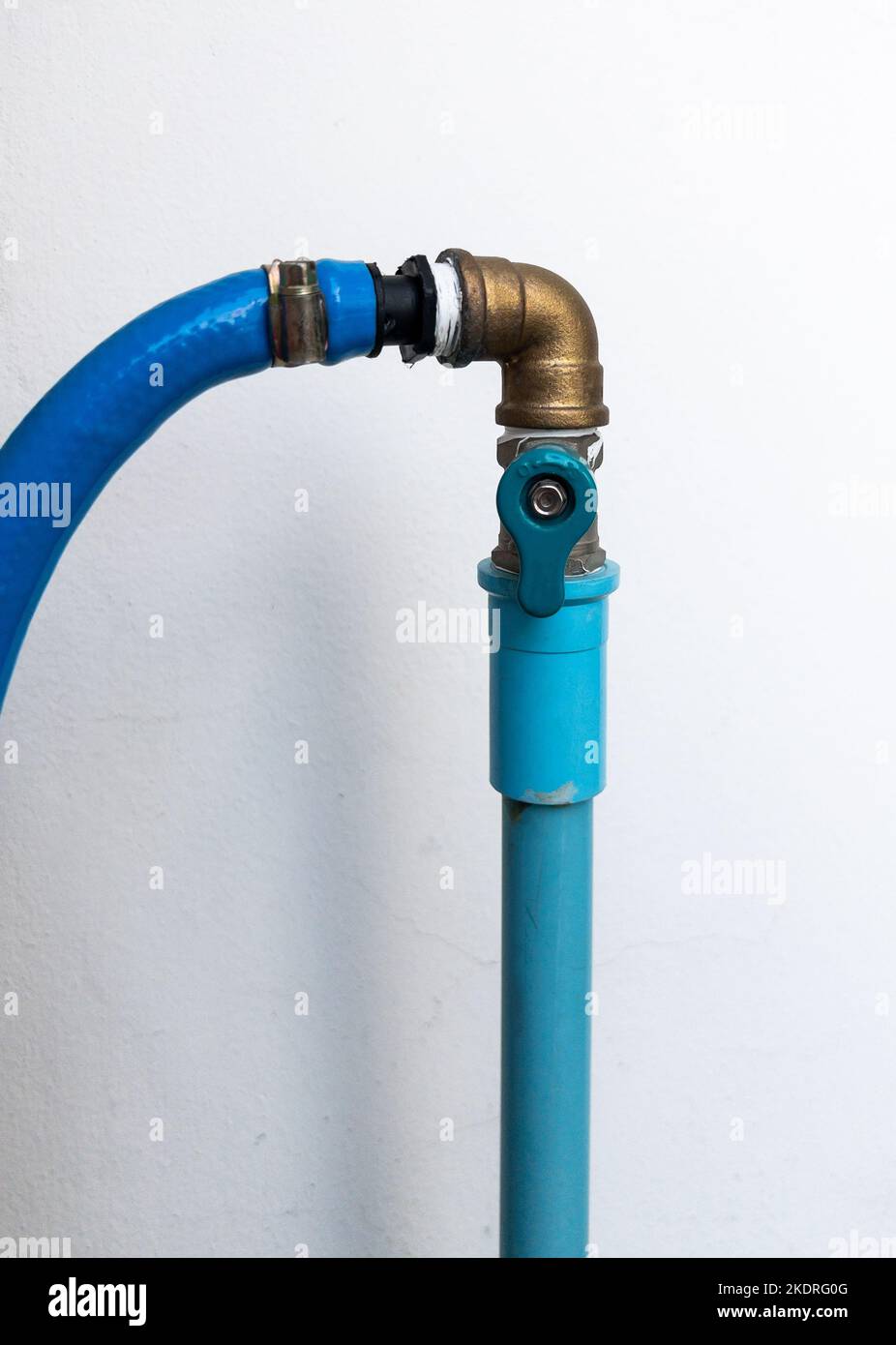 The small brass valve to control the flow of water for use in the ...