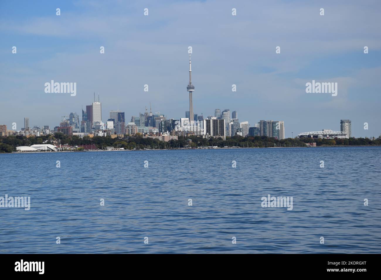 Toronto sklyline hi-res stock photography and images - Alamy