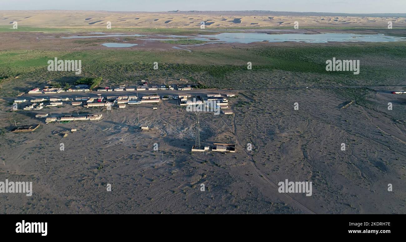 La shan right flag: the badain jaran desert scenery Stock Photo - Alamy
