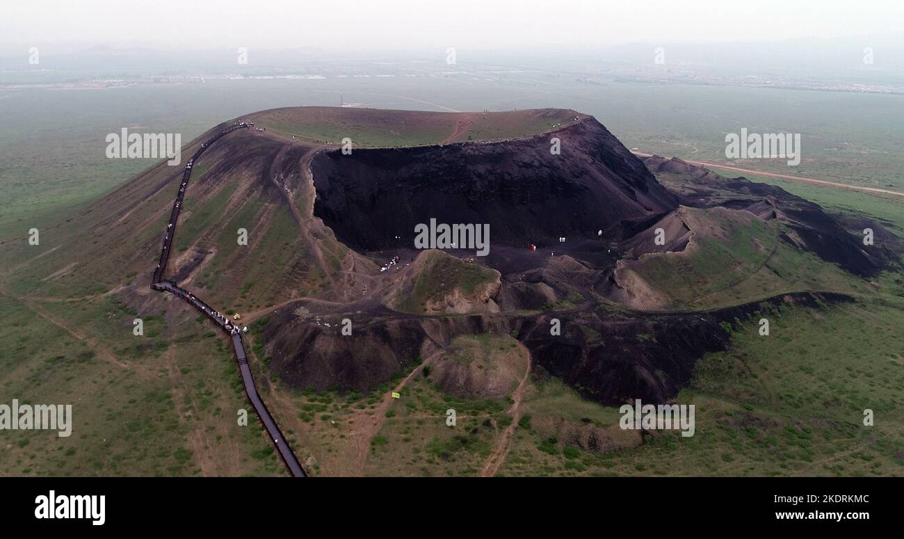 6 volcanoes hi-res stock photography and images - Alamy