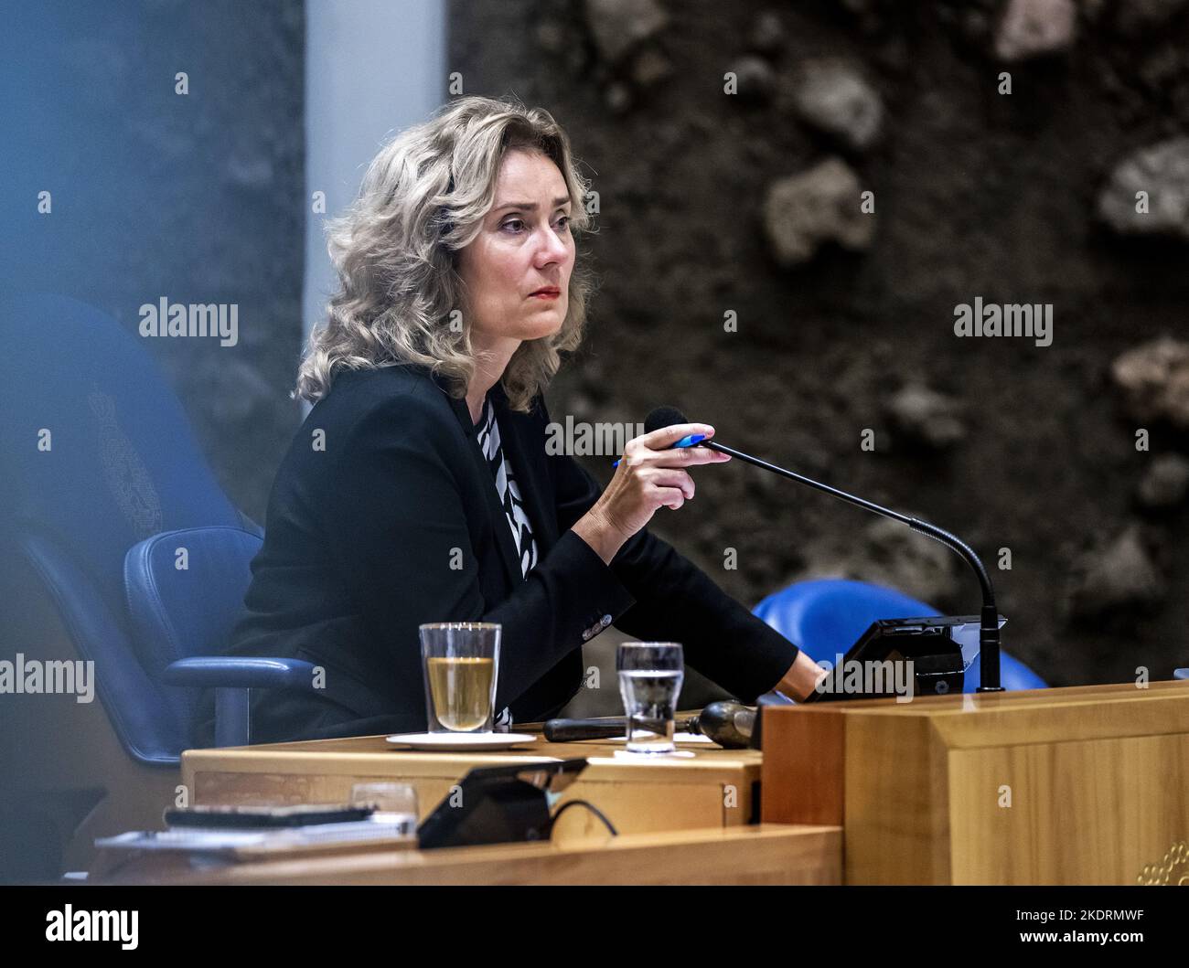 2022-11-08 15:33:42 THE HAGUE - Speaker of the House Vera Bergkamp ...