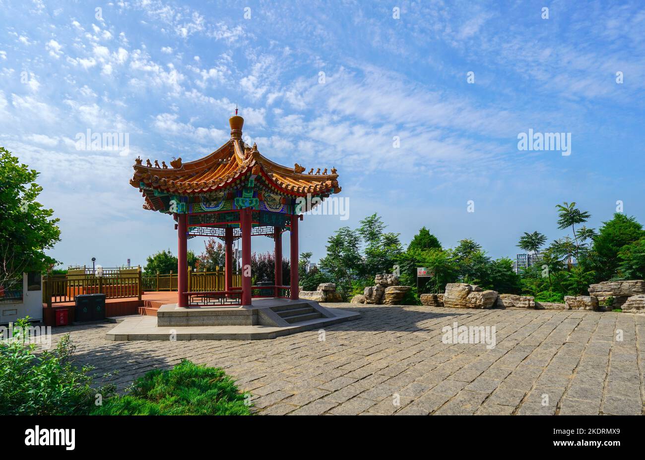 Artificial landscaping hi-res stock photography and images - Alamy