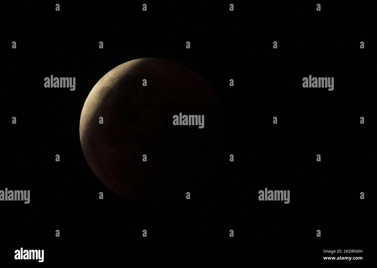 Total lunar eclipse in sydney australia hi-res stock photography and ...