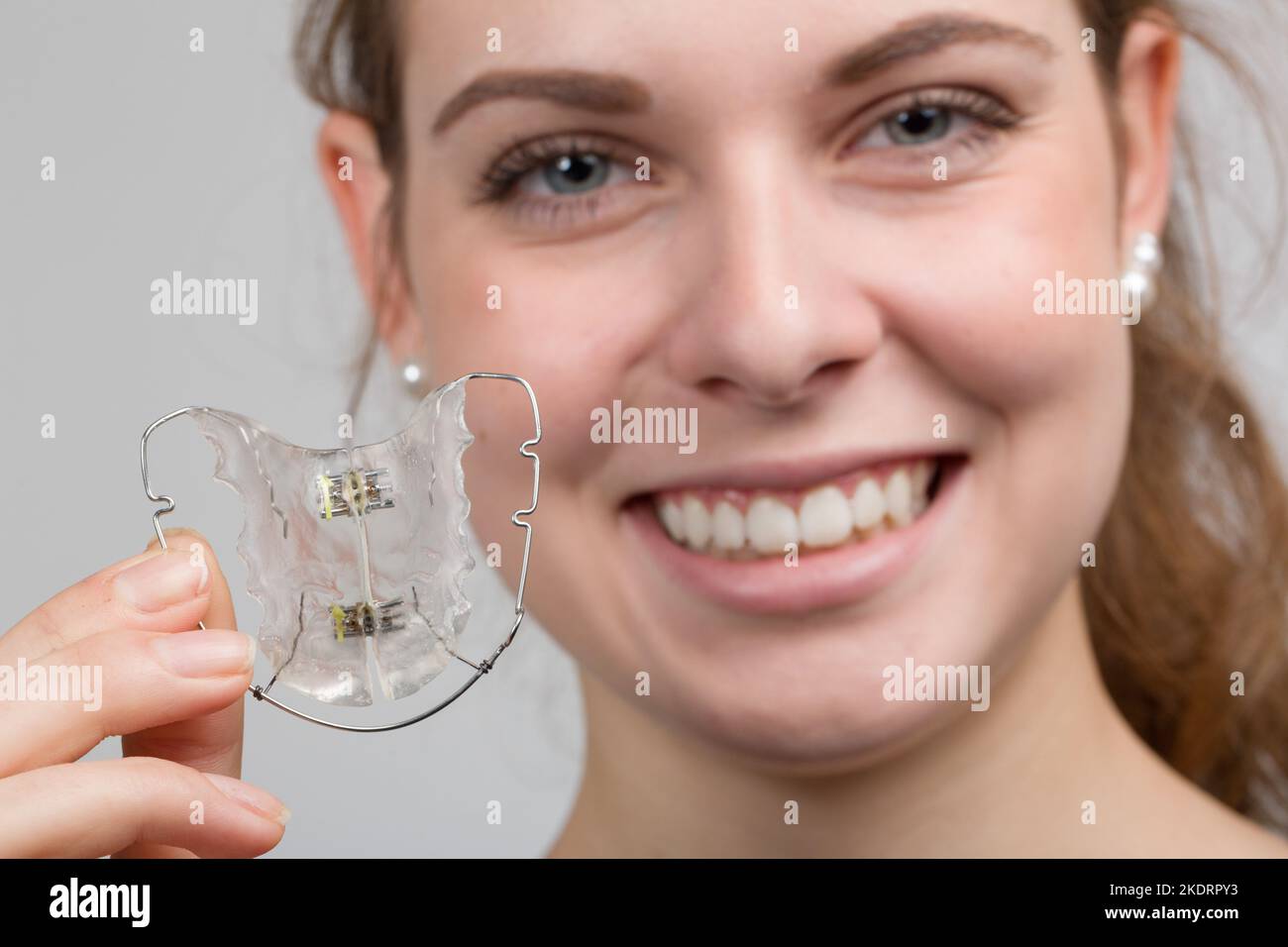 Gnashing of teeth hi-res stock photography and images - Alamy