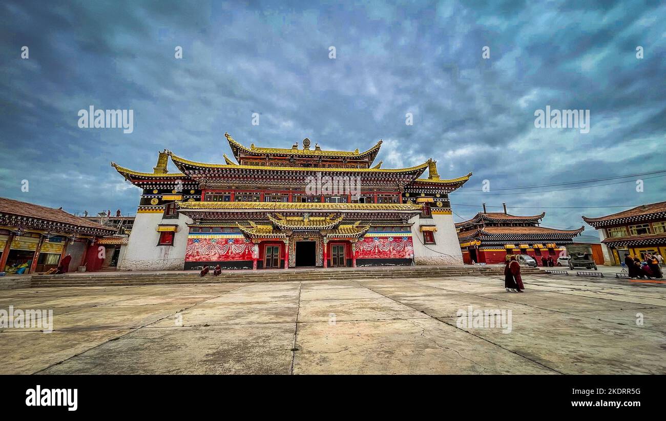 Aba in accordance with the temple Stock Photo - Alamy
