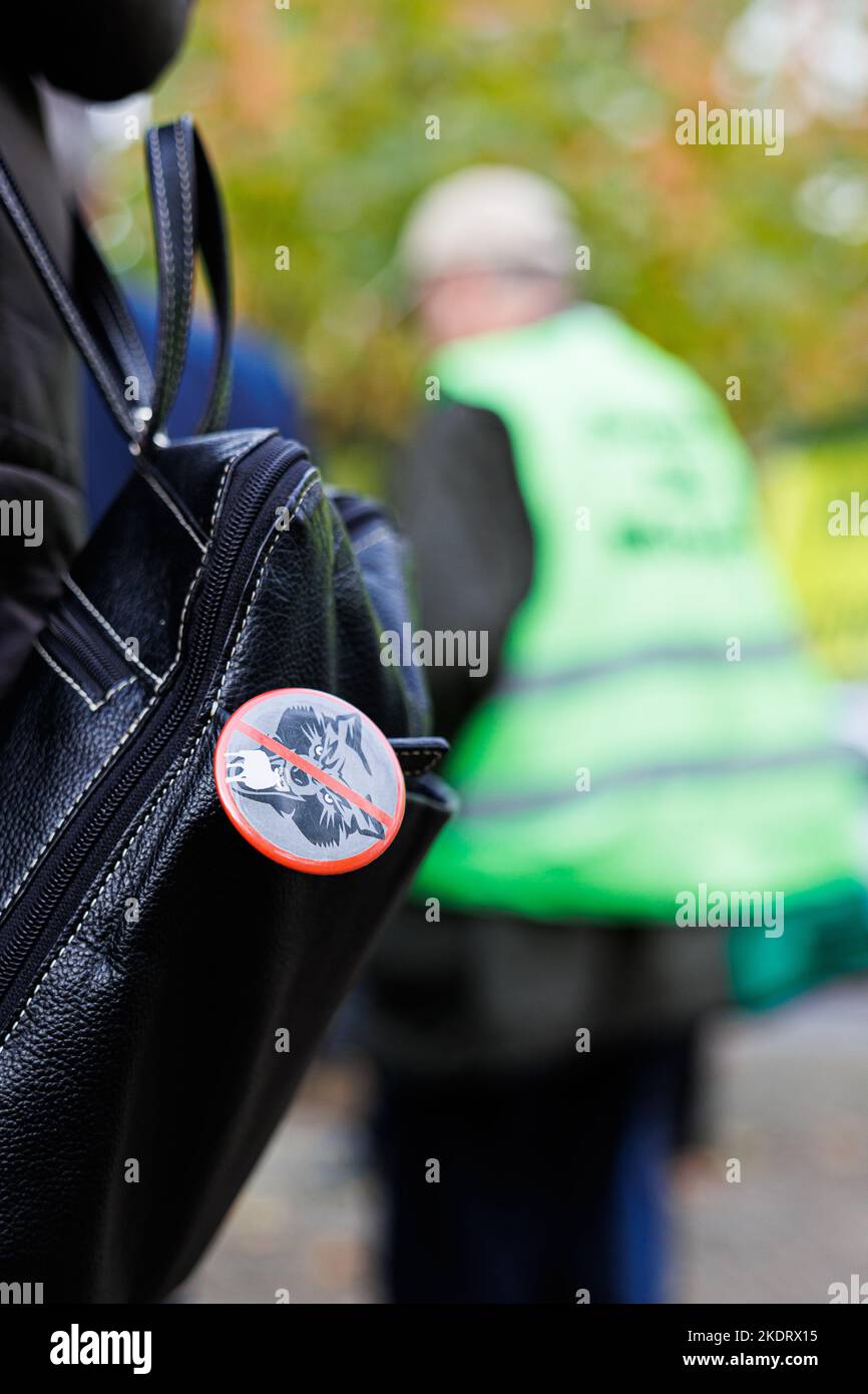 Hanover, Germany. 08th Nov, 2022. A button with a crossed-out wolf head ...