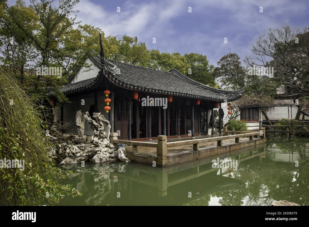 Tongli back garden Stock Photo - Alamy