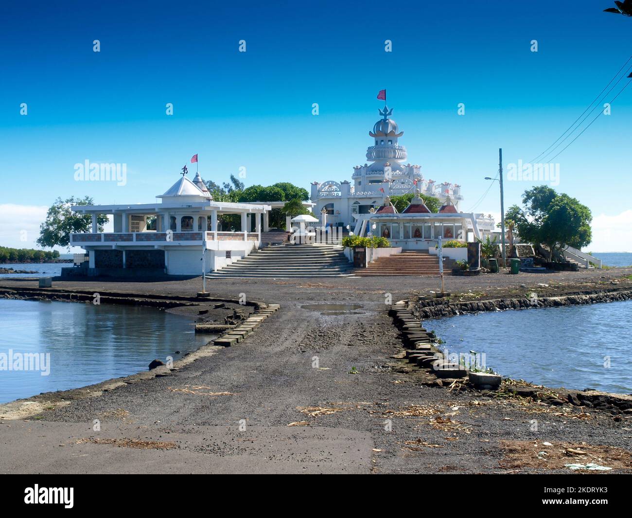 Mauritius flacq hindu temple hi-res stock photography and images - Alamy