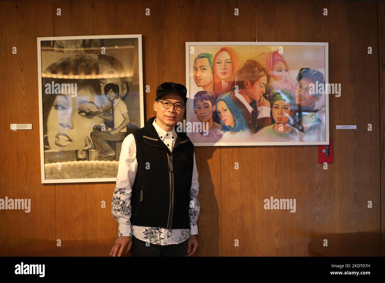 Cinema billboard artist Jimmy Keung Chi-ming photographed with his art ...