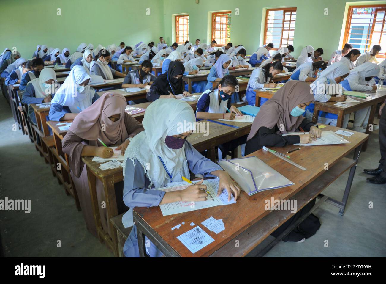 Hsc exam2022 hi-res stock photography and images - Alamy